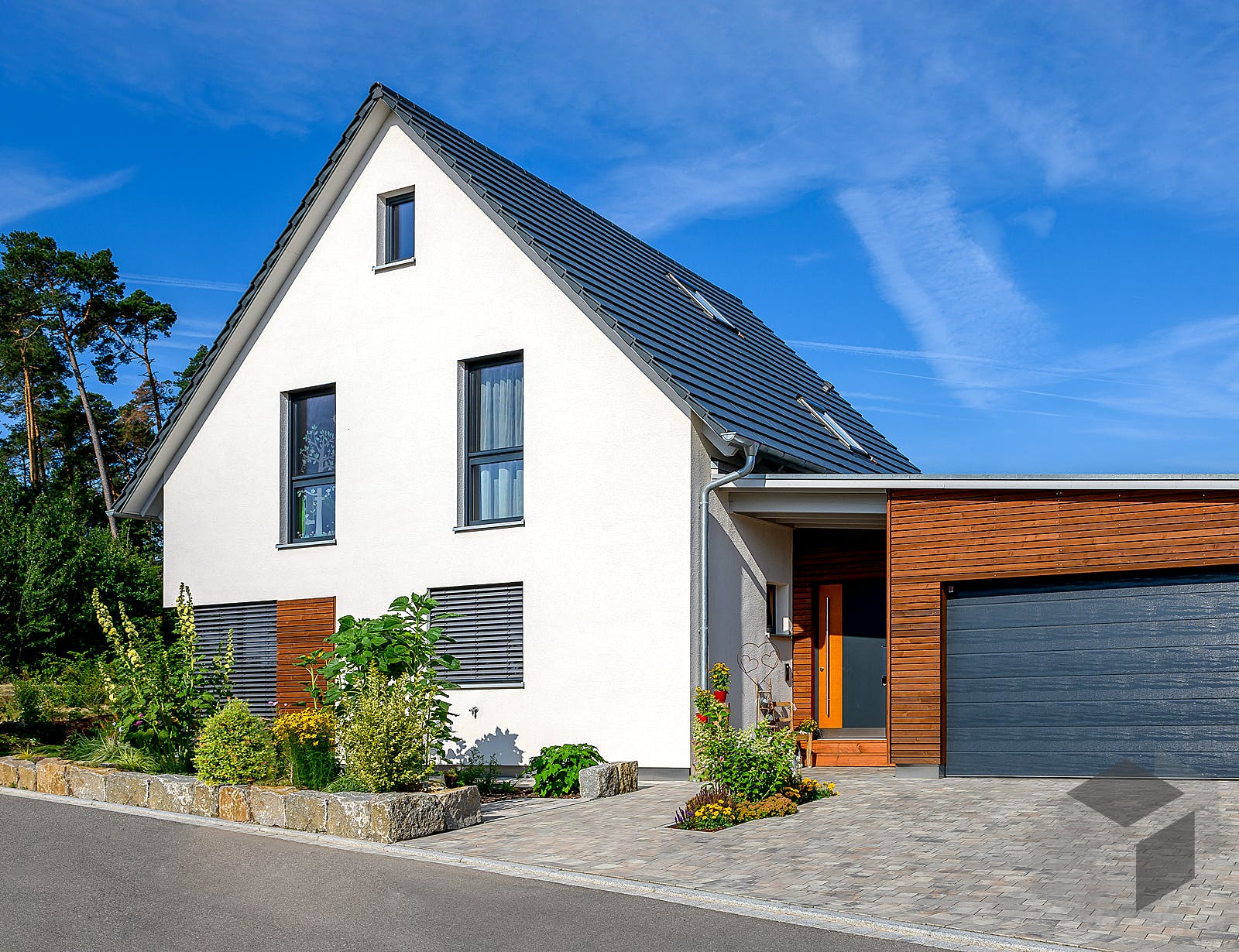 Haus Mit Garage Satteldach